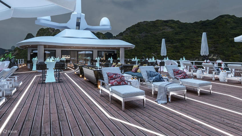 Ha Long Bay Overnight Cruise Tour by Luxury Catherine Cruise - Klook